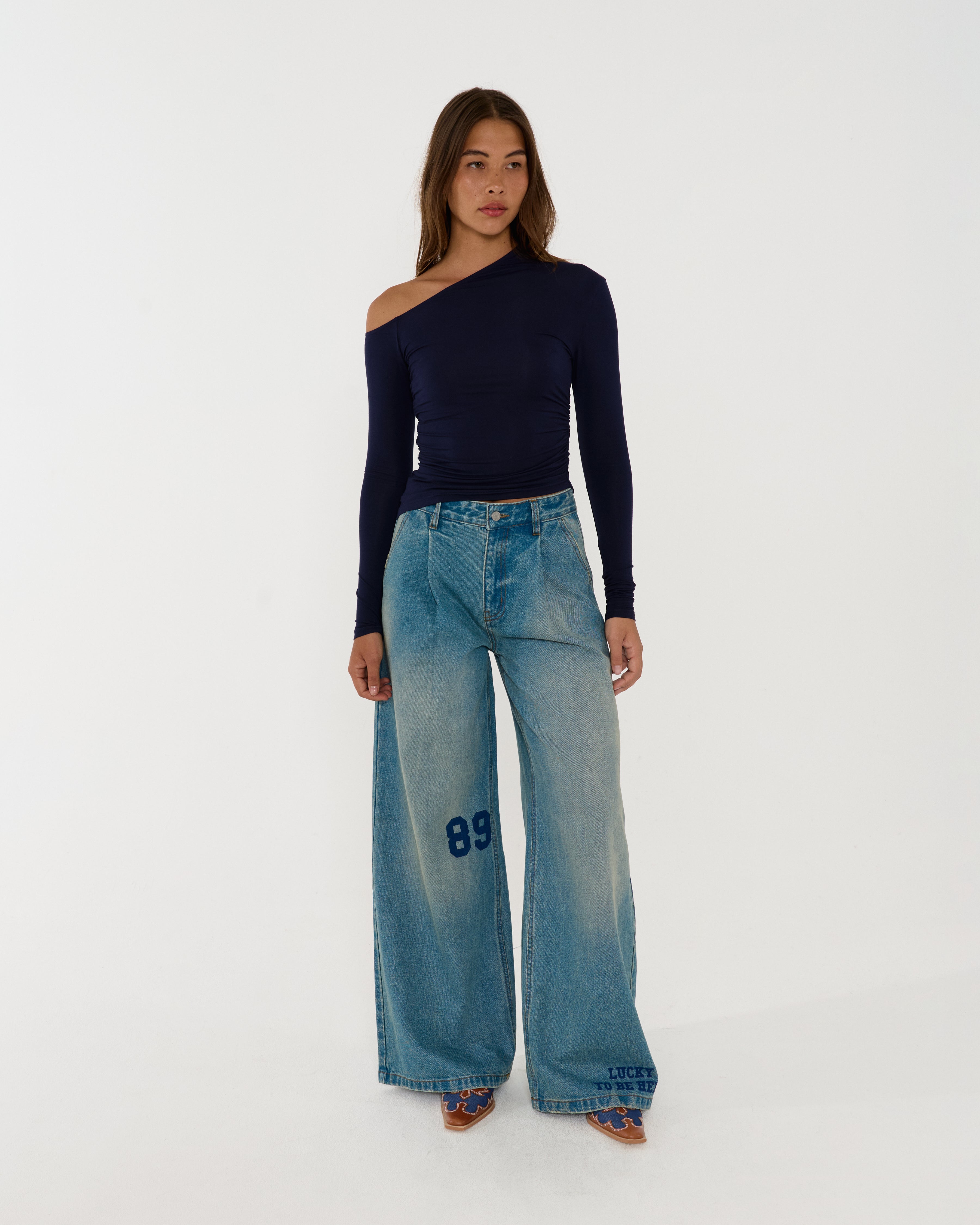 JOSIE ASYMMETRIC STRETCHY TOP NAVY BLUE – LEWIS & MELLY