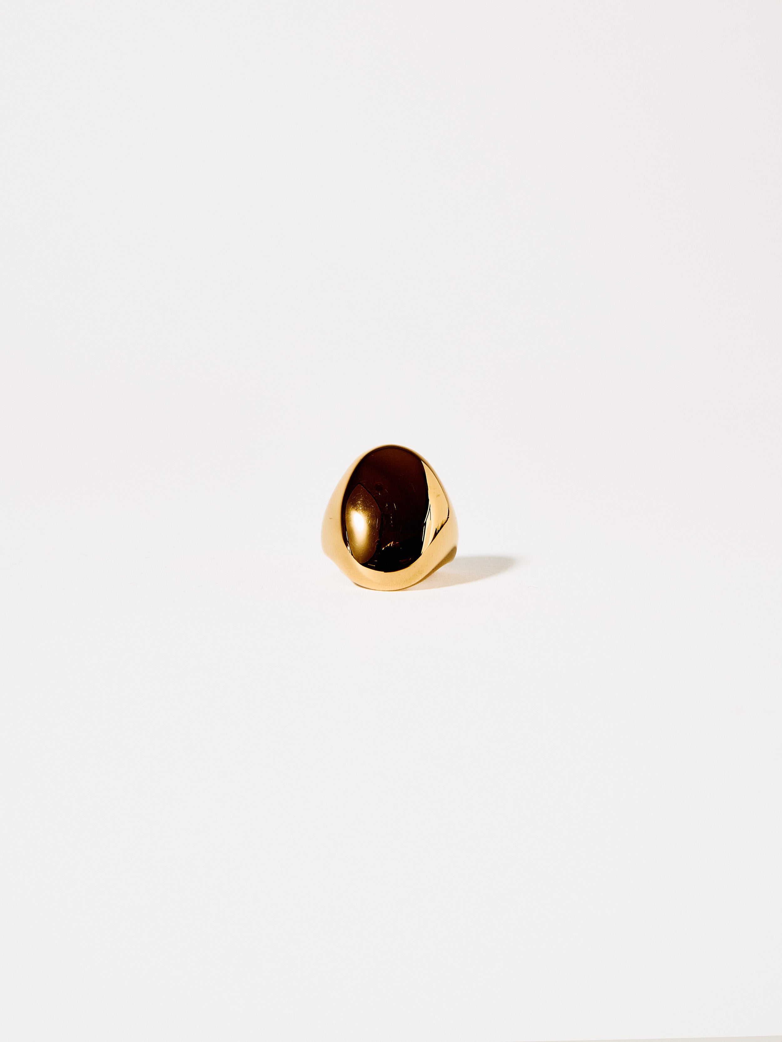 SMALL DOME RING GOLD – LEWIS & MELLY